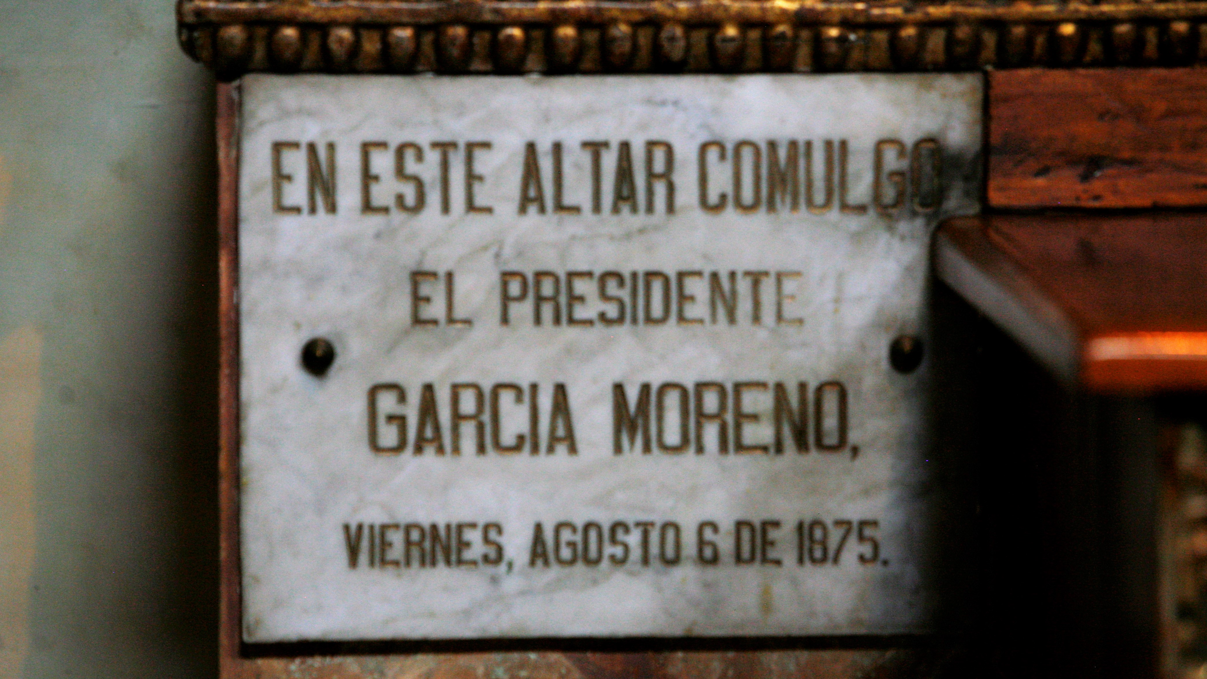 The History of the Blinking Eyes in Quito, Ecuador (3) | St. Thomas ...